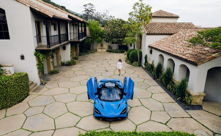 Alexandra Cheney | Watchonista