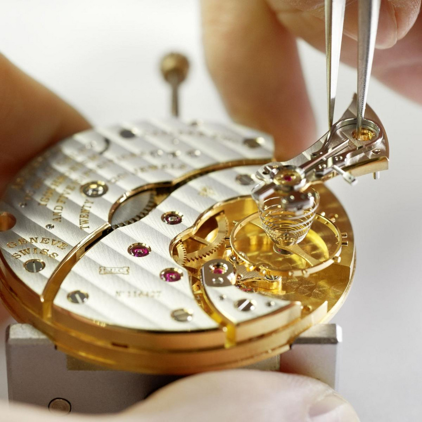 Chopard L.U.C 1963: a pristine commemorative chronometer | Watchonista