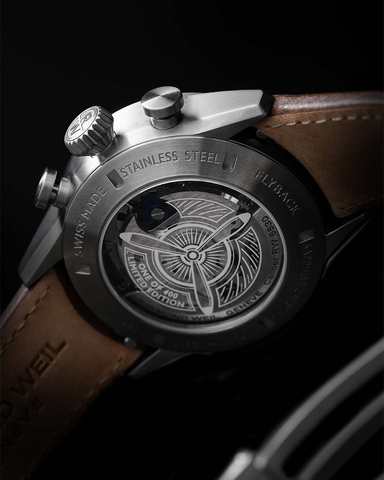 Green Means Go: A Closer Look at the Freelancer Men’s Pilot Flyback ...