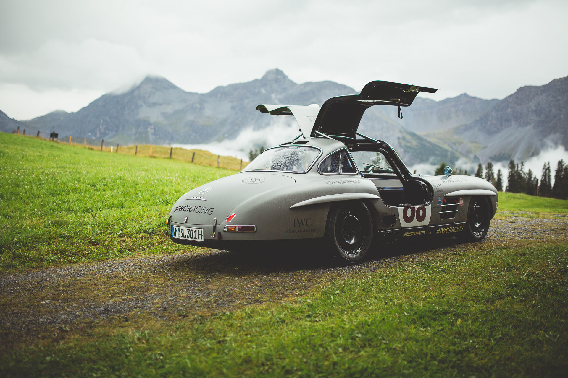 Face-to-face with the IWC Racing Team's iconic Mercedes 300 SL Gullwing ...