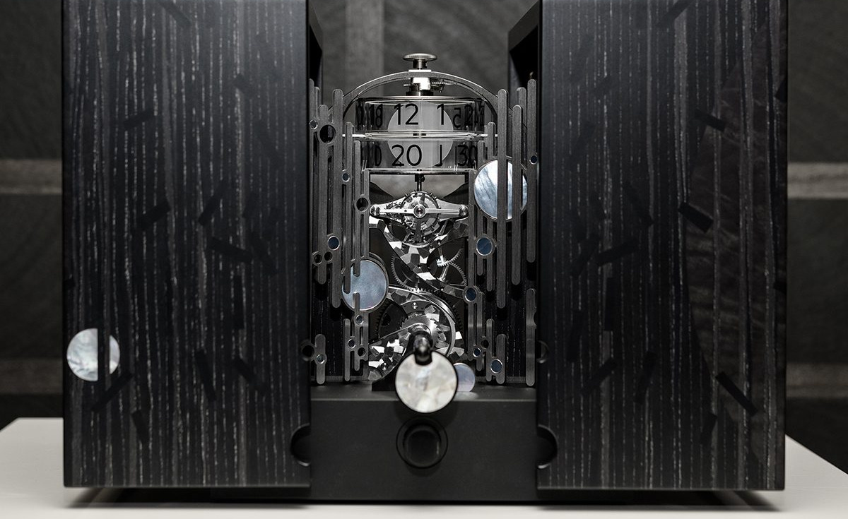 Horological Art: This Mysterious Clock in a Box is Far More Than Meets ...