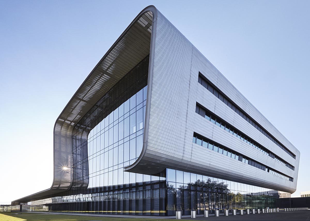 Vacheron Constantin On Tmall Luxury Pavilion In China, NET-A-PORTER ...