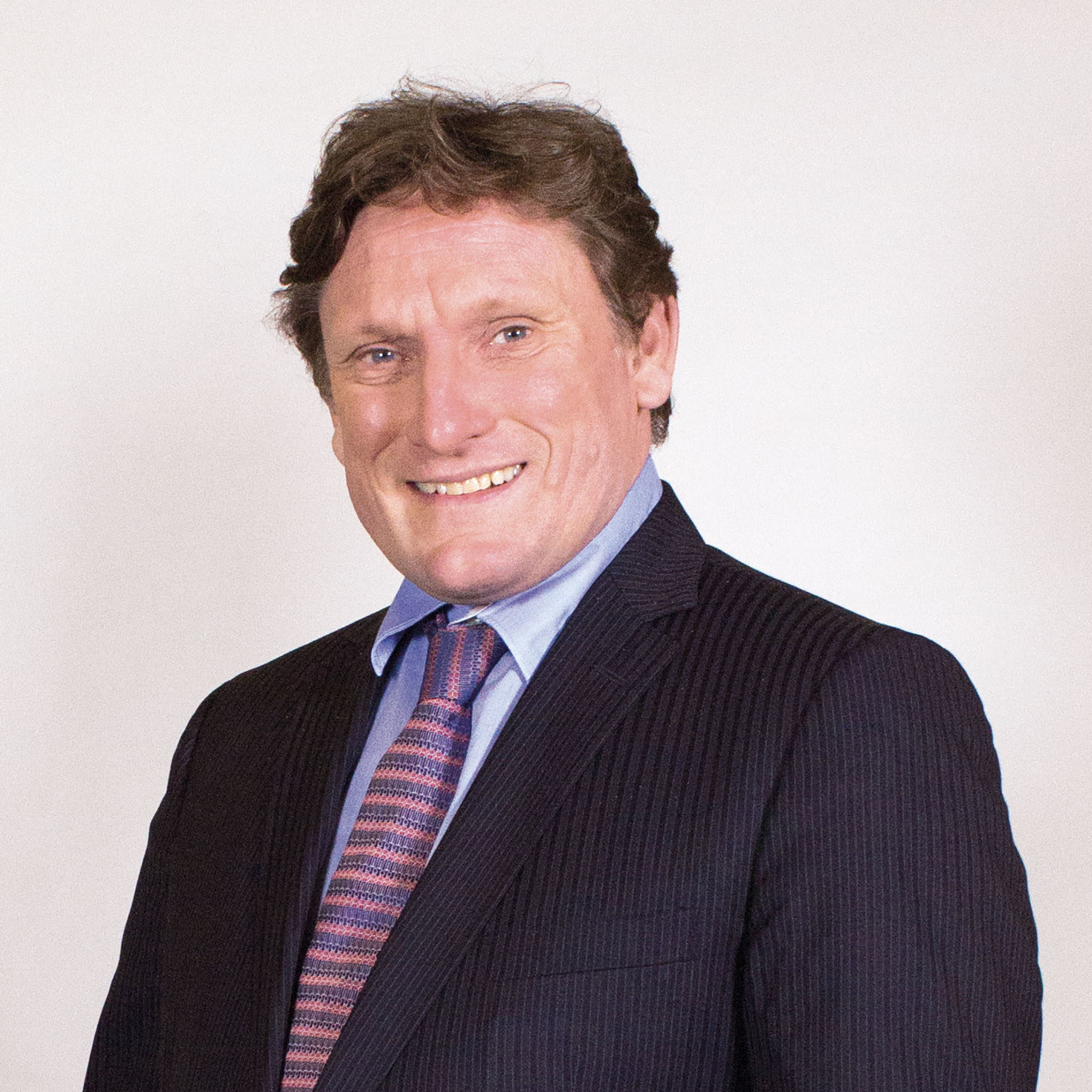 La Chaux-de-Fonds Pays Tribute To English Watchmaking, Register Now ...