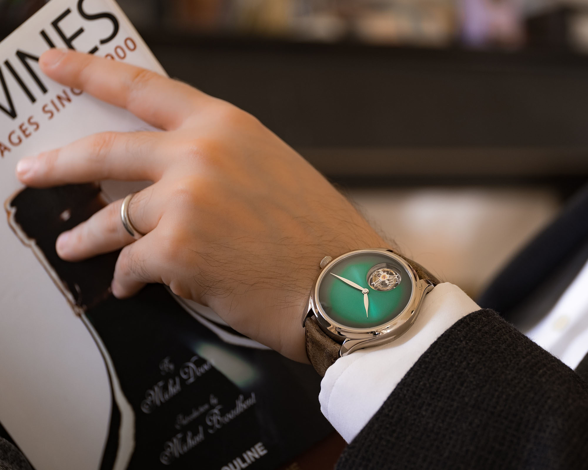 H. Moser & Cie Endeavour Tourbillon Concept Cosmic Green: Bold Elegance ...