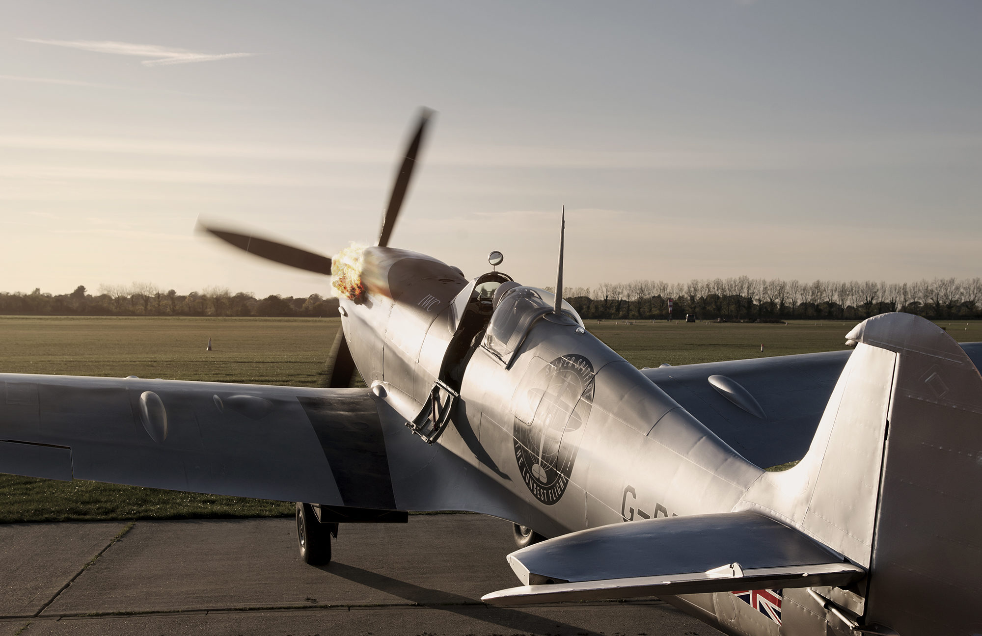 Putting A Pilot’s Watch To Good Use, IWC’s Timezoner Spitfire “The ...