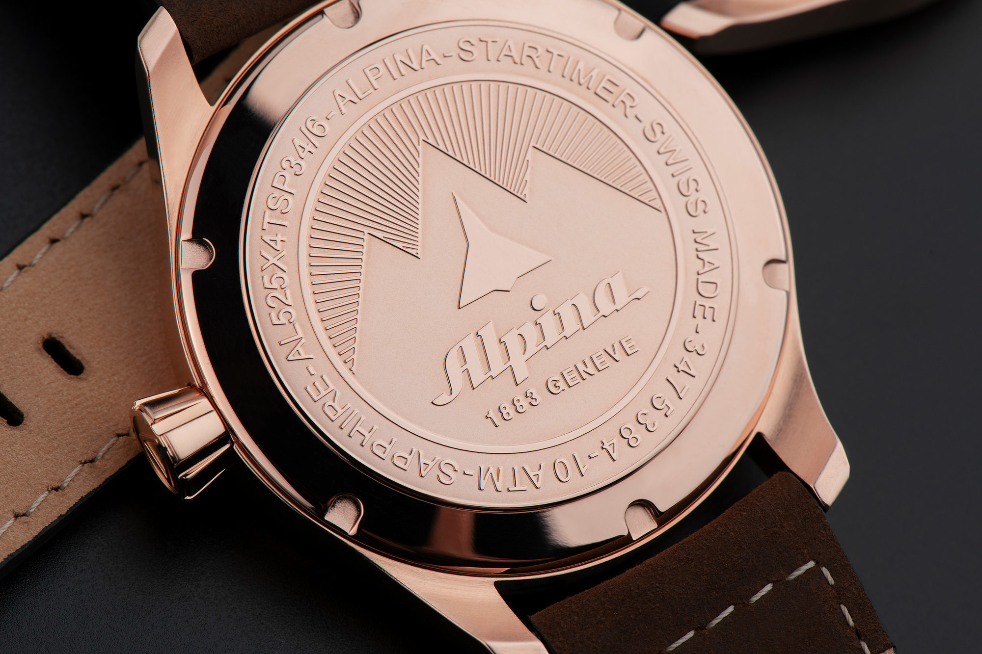 Alpina Startimer Pilot Automatic : un héritage aéronautique légendaire ...