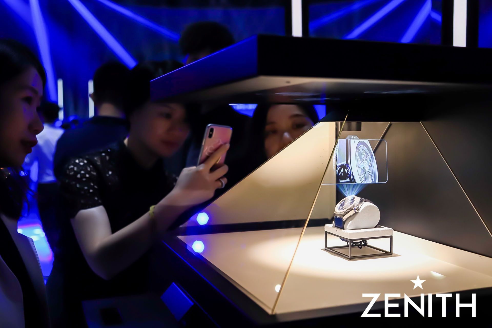 Zenith Celebrates The Launch Of The Defy Inventor In Greater China ...