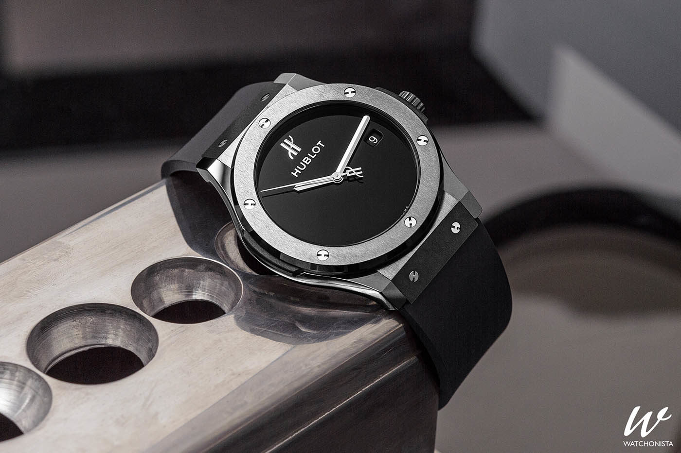 Unwinding With Watchonista: At Home With The Hublot MECA-10 Table Clock ...