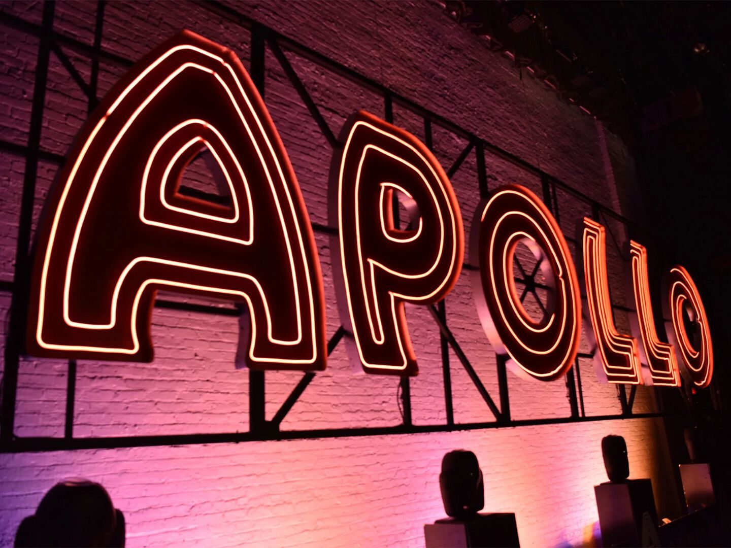 Where Stars are Born: Bulova Honors the Apollo Theater with a Timely ...