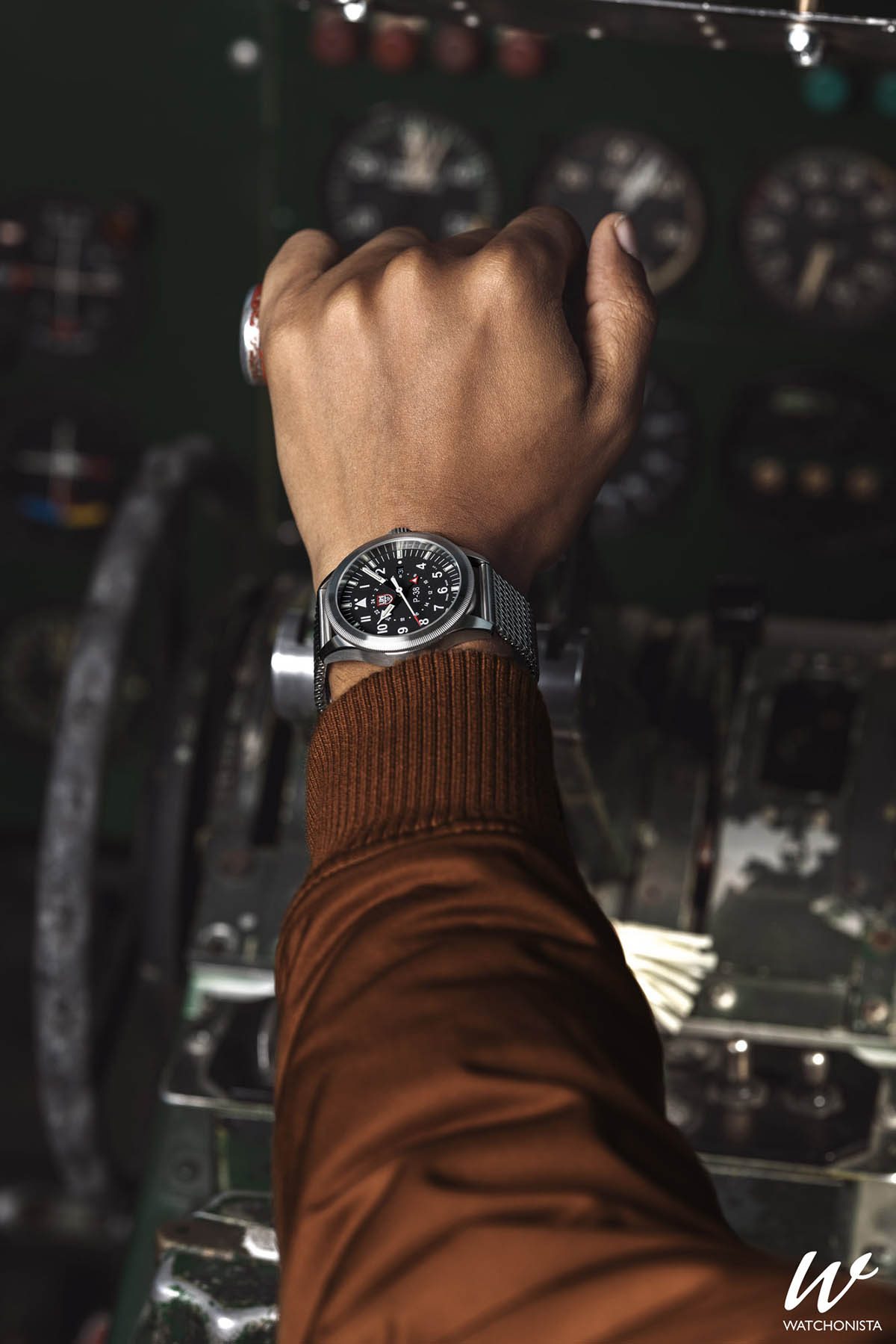 Luminox Honors Aviation Legends: The Lockheed Constellation & P-38 ...