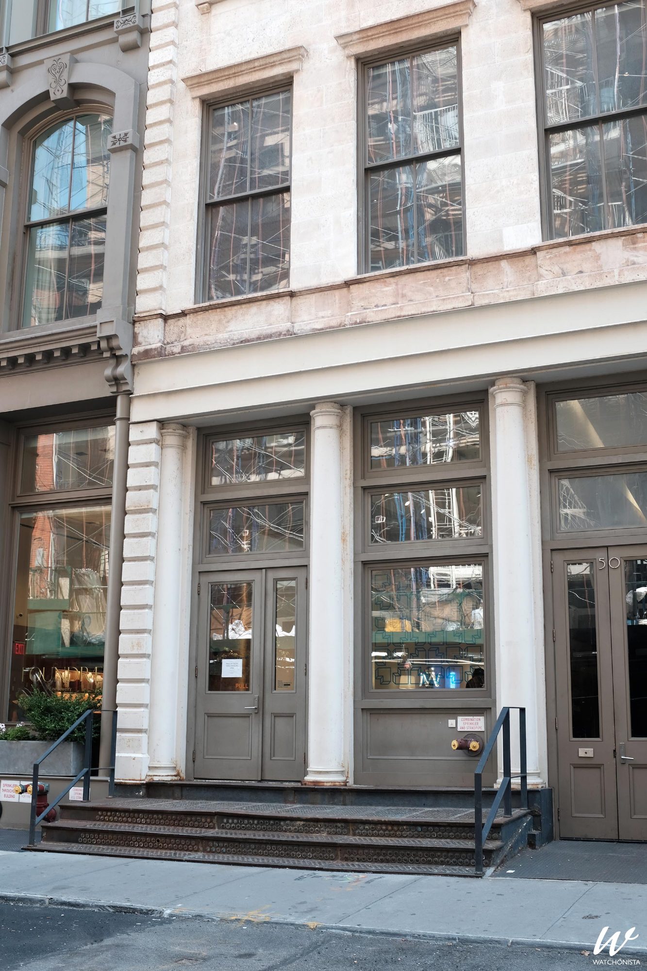 Video: Collectors Collect – Patrick Parrish’s Mid-Century Obsession ...