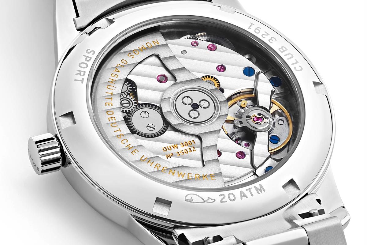 NOMOS Glashütte Unveils the Club Sport Neomatik 37 in Polar Blue and ...