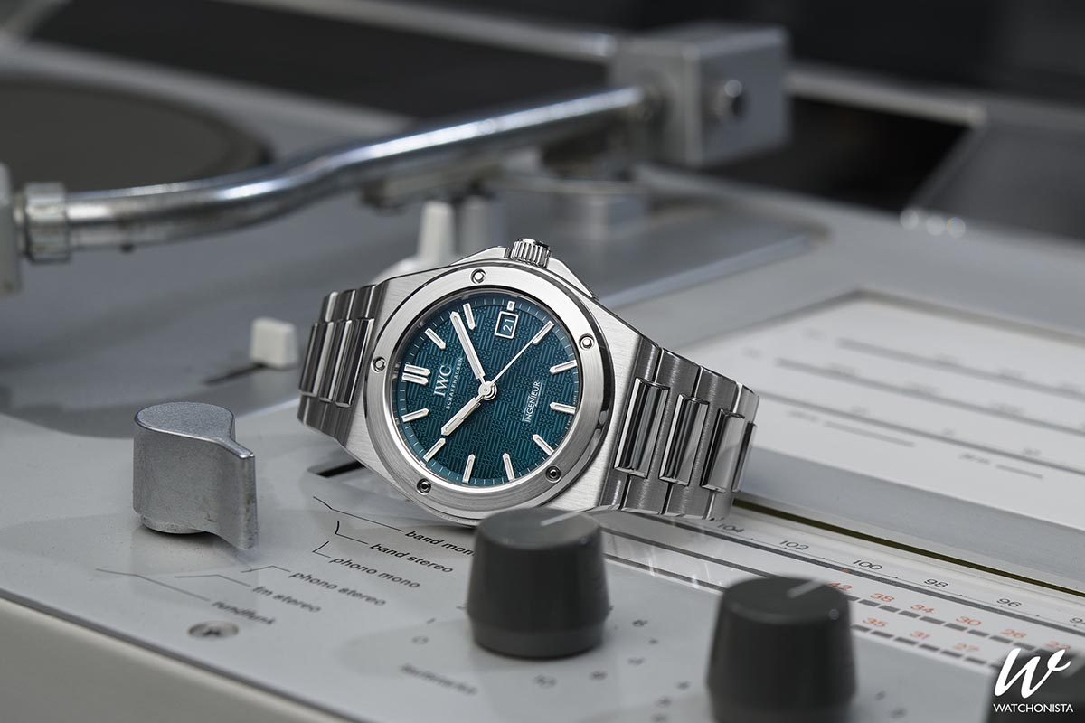 Return of the Genta: IWC Gives the Ingenieur an Integrated Bracelet for ...