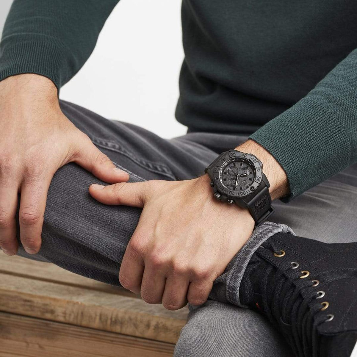 Stealth Wealth & Quiet Luxury: Six (Mostly) Black Timepieces That ...