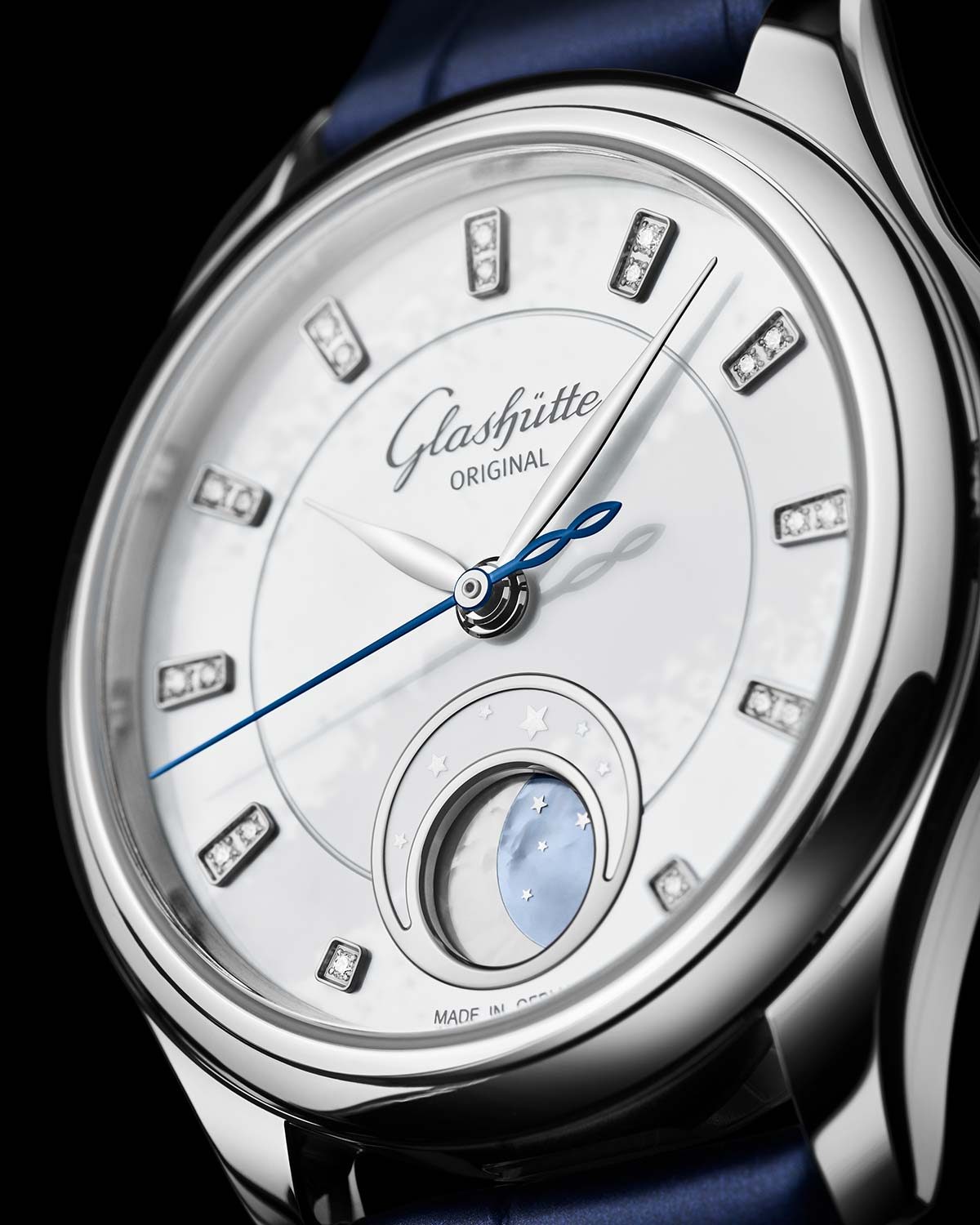 Diamond Life: A Closer Look at the Glashütte Original Serenade Luna ...