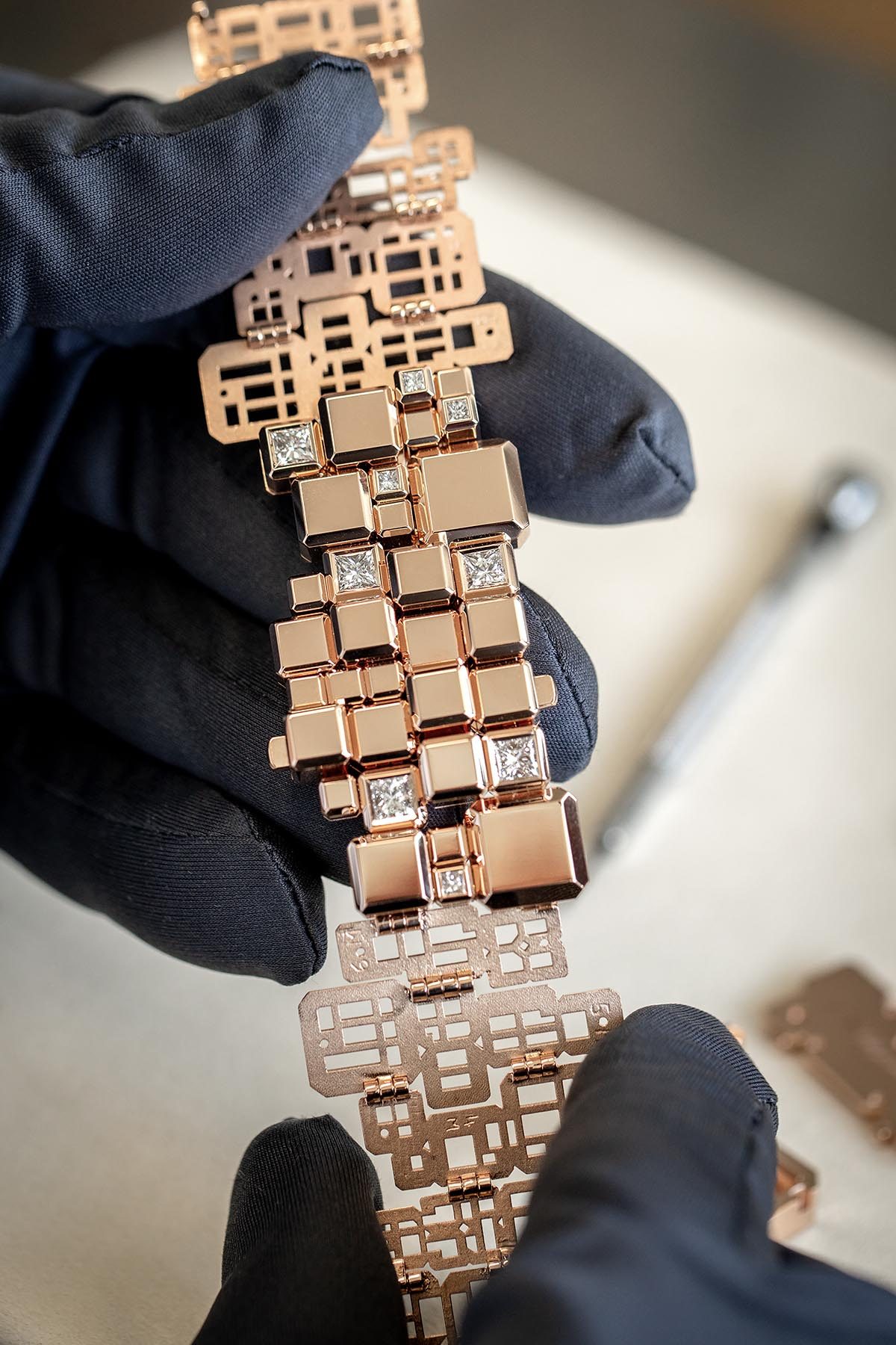 Ice Ice Baby: Chopard Revives Its Ice Cube Collection with a Stunningly ...