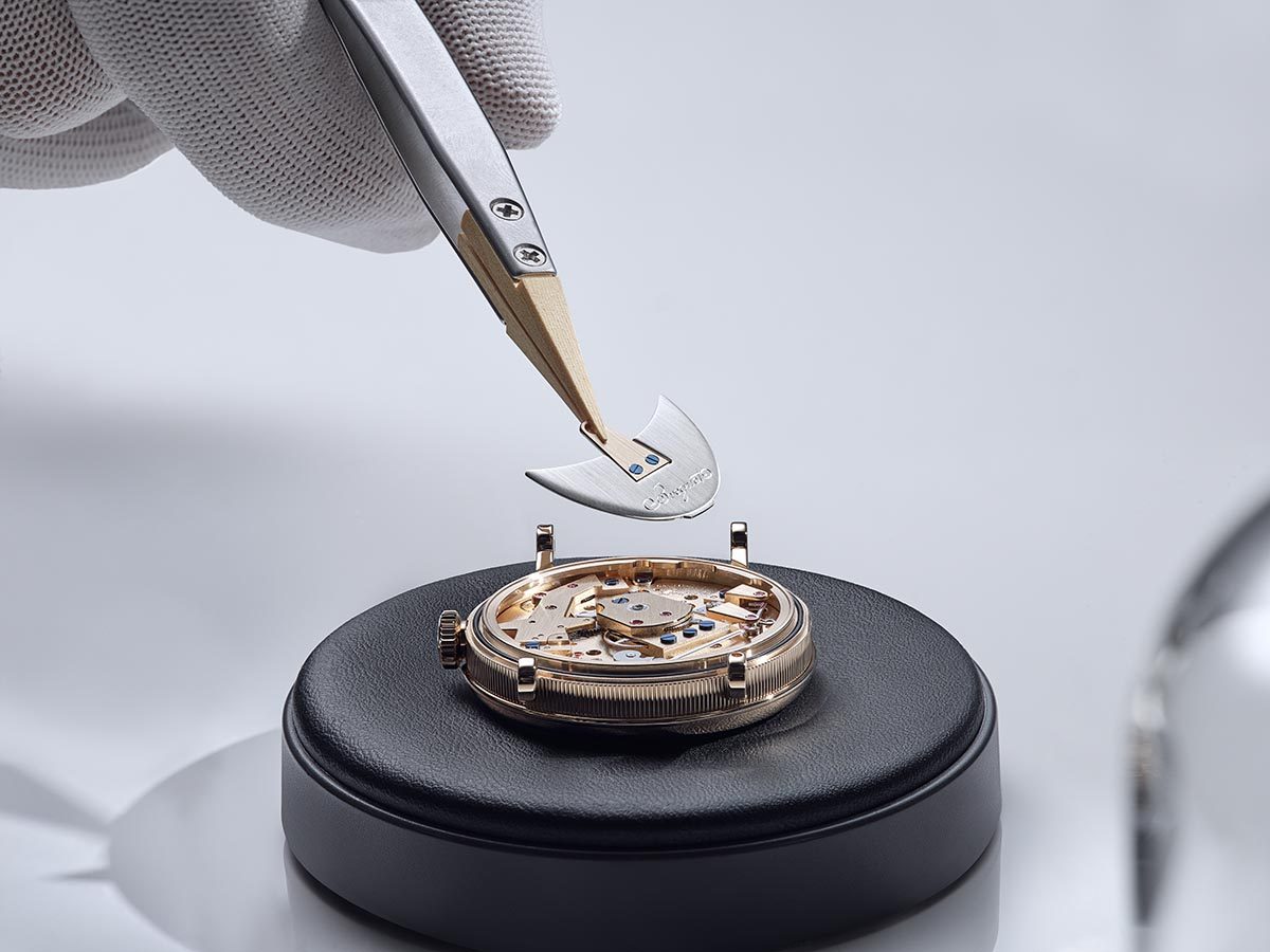 Glow Up: Breguet’s Newest Tradition Seconde Rétrograde Gets an Elevated ...