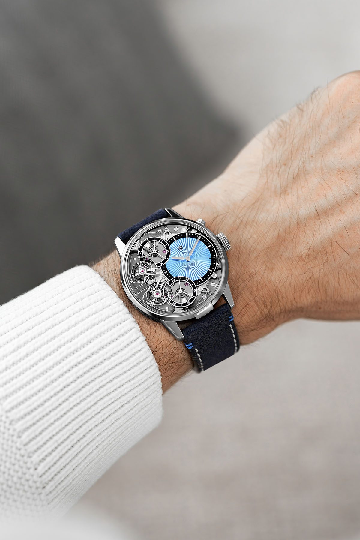 Ice, Ice Baby: Armin Strom Debuts the Mirrored Force Resonance in Ice Blue | Watchonista