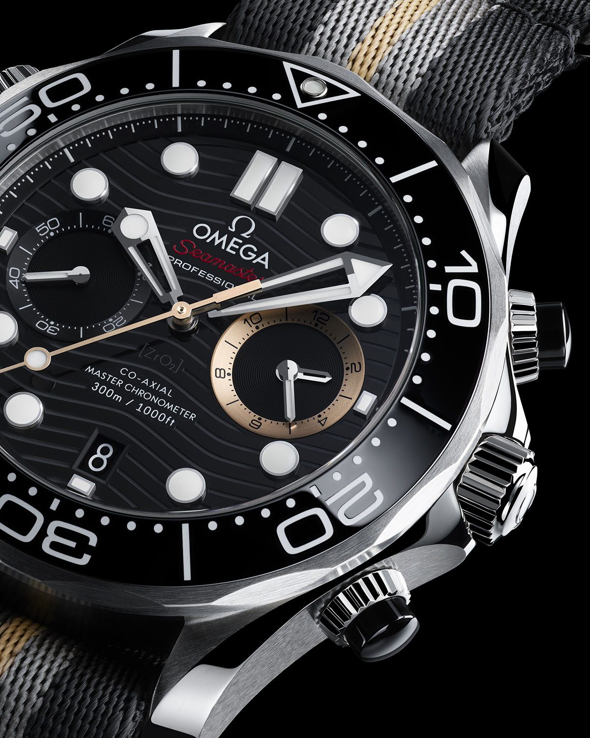 Omega Brings the 007 “First Light” Seamaster Diver 300M Chronograph to ...