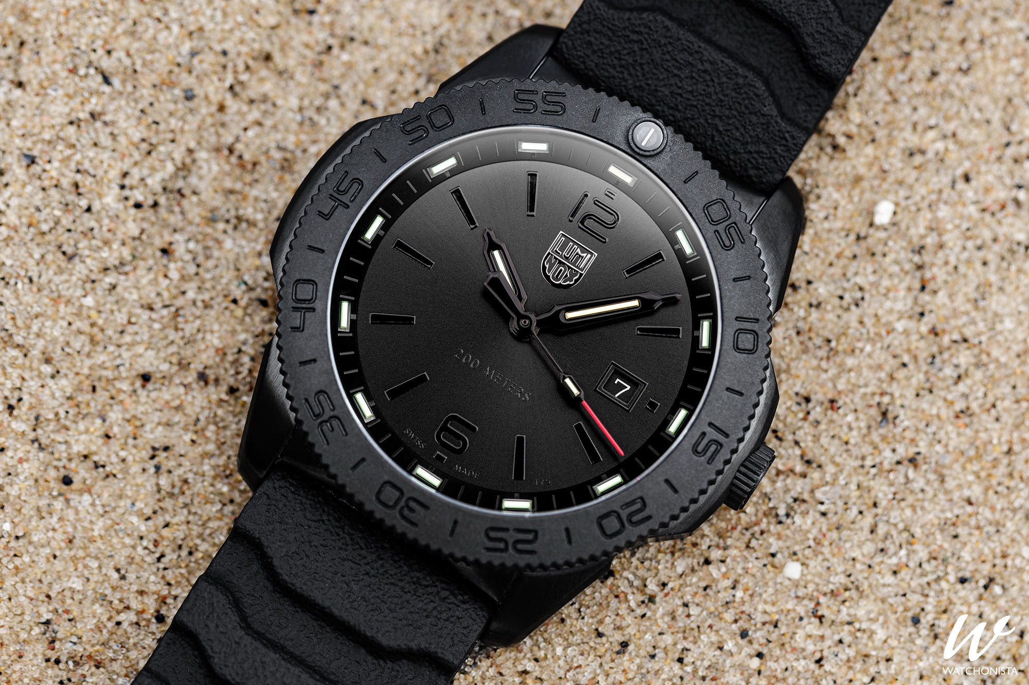 Let’s Dive In: Suiting Up With The New Luminox Pacific Diver | Watchonista