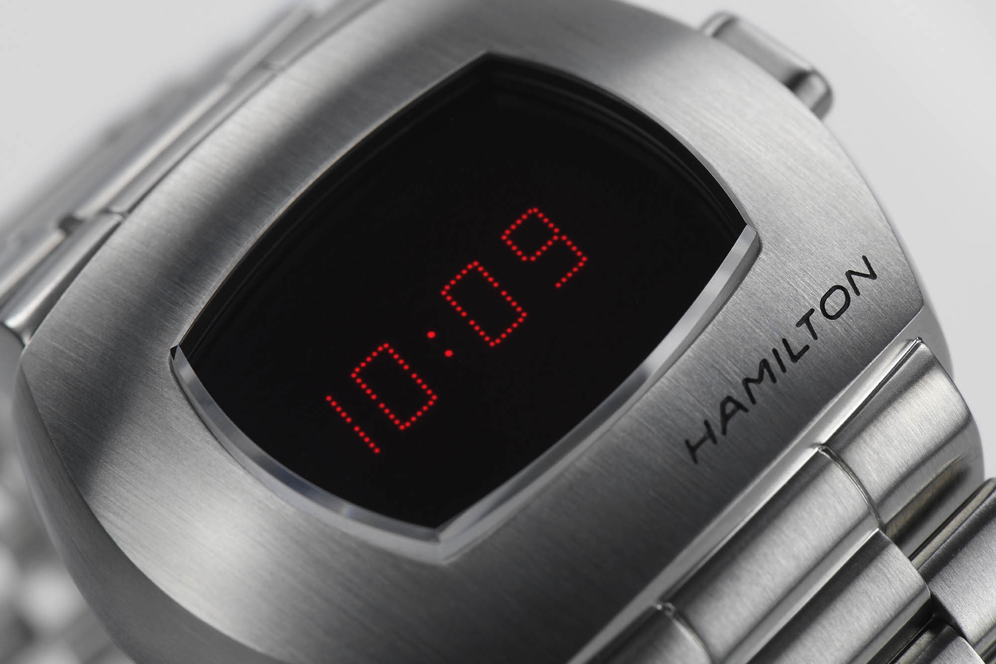 Let’s Get Digital: After 50 Years, The Hamilton P2 Is Back, Baby ...