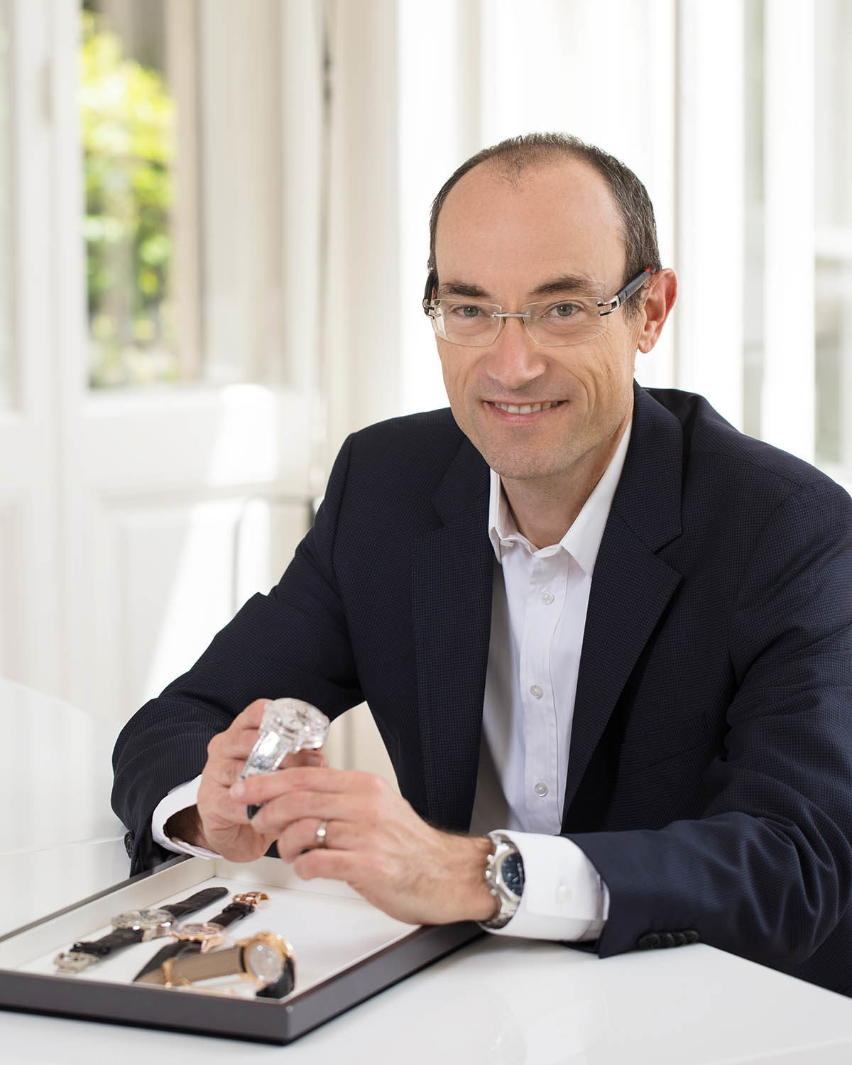 Girard-Perregaux 1966 East to West – The Concept Of Duality | Girard ...