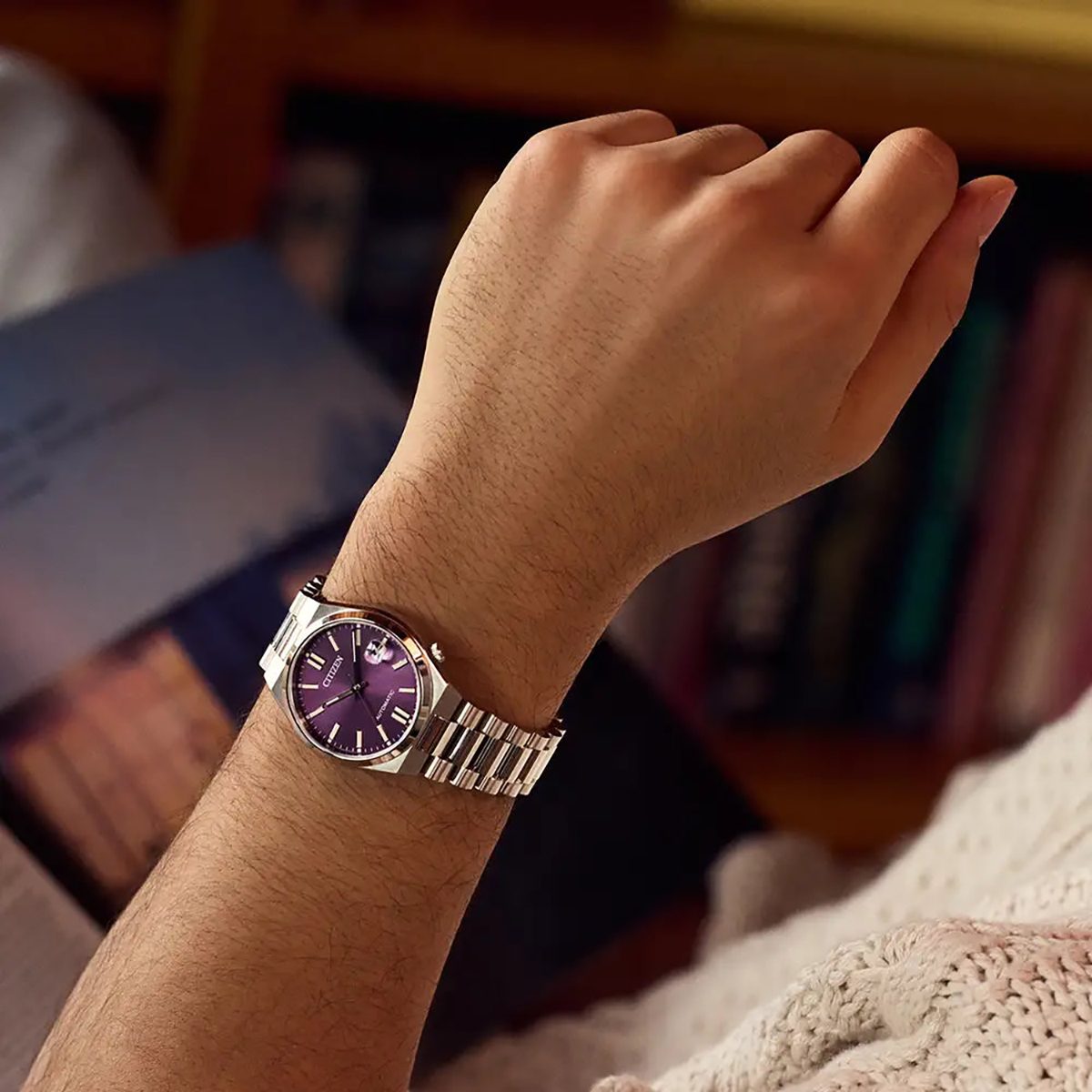 A Time for Violet: The 6 Best Purple Watches of 2025 | Watchonista