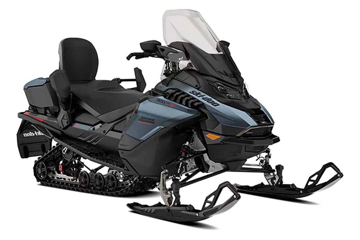 Snow Surrender: Three Luxury Snowmobiles Perfect for this Epic Winter ...