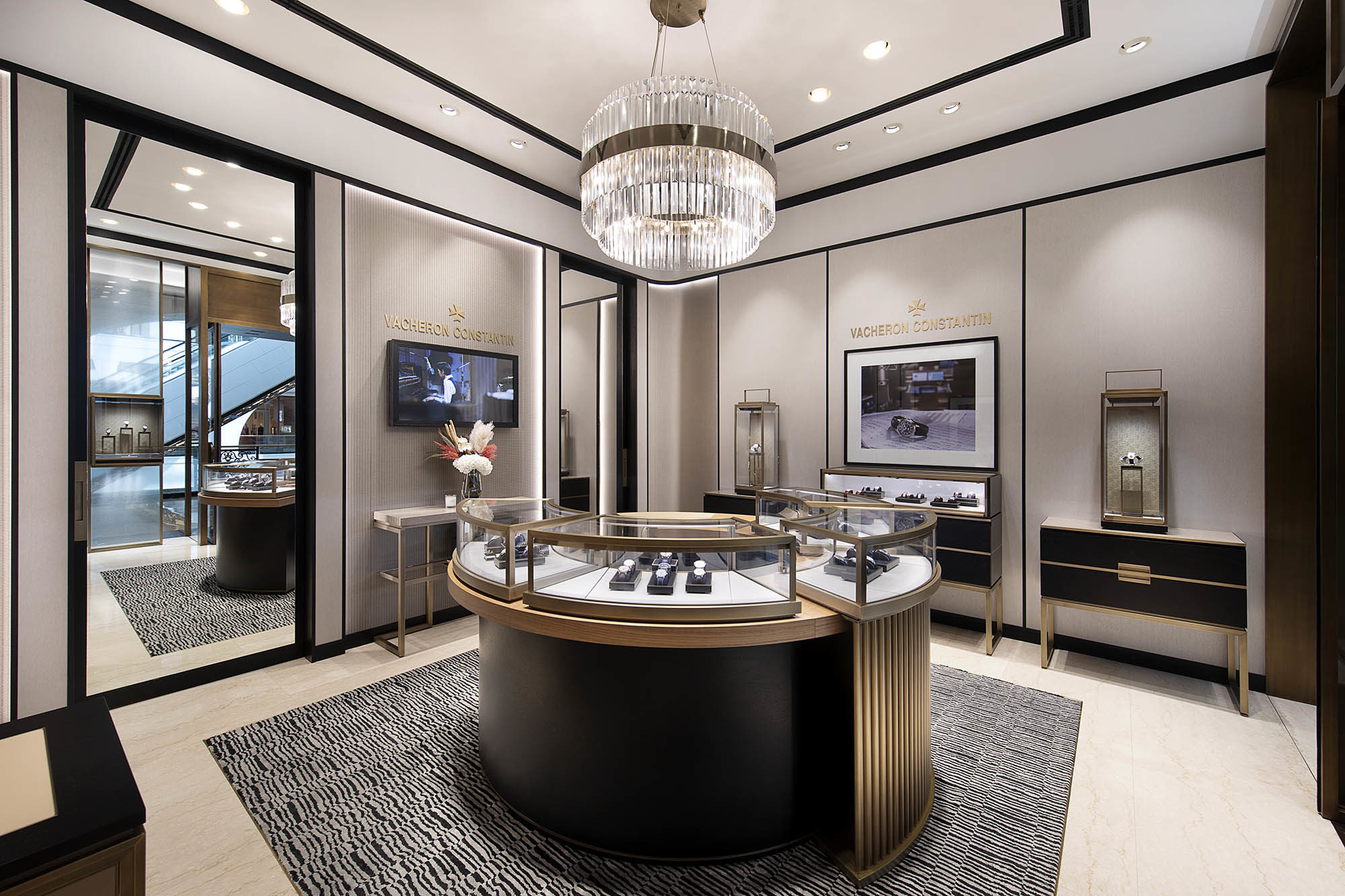 New Boutique In Mall Of Emirates, Dubai | Vacheron Constantin