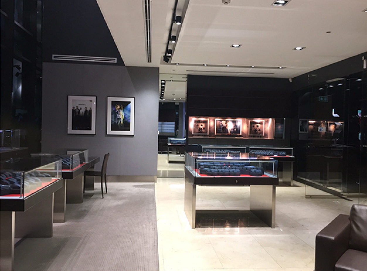 TAG Heuer adopte le concept ultra-actuel de « Home-staging » pour ...