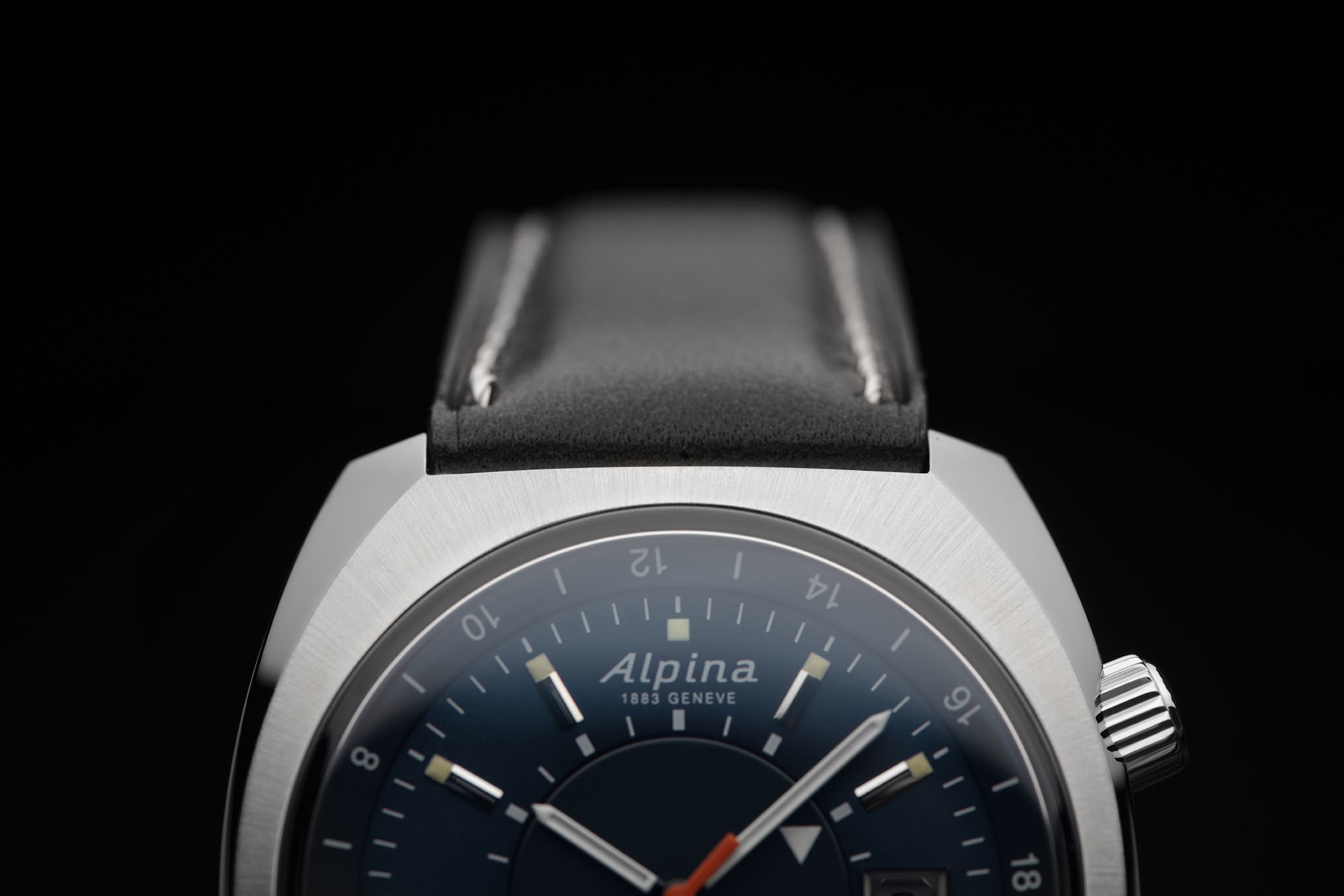 Alpina Unveils Four New Startimer Pilot Heritage Models | Watchonista