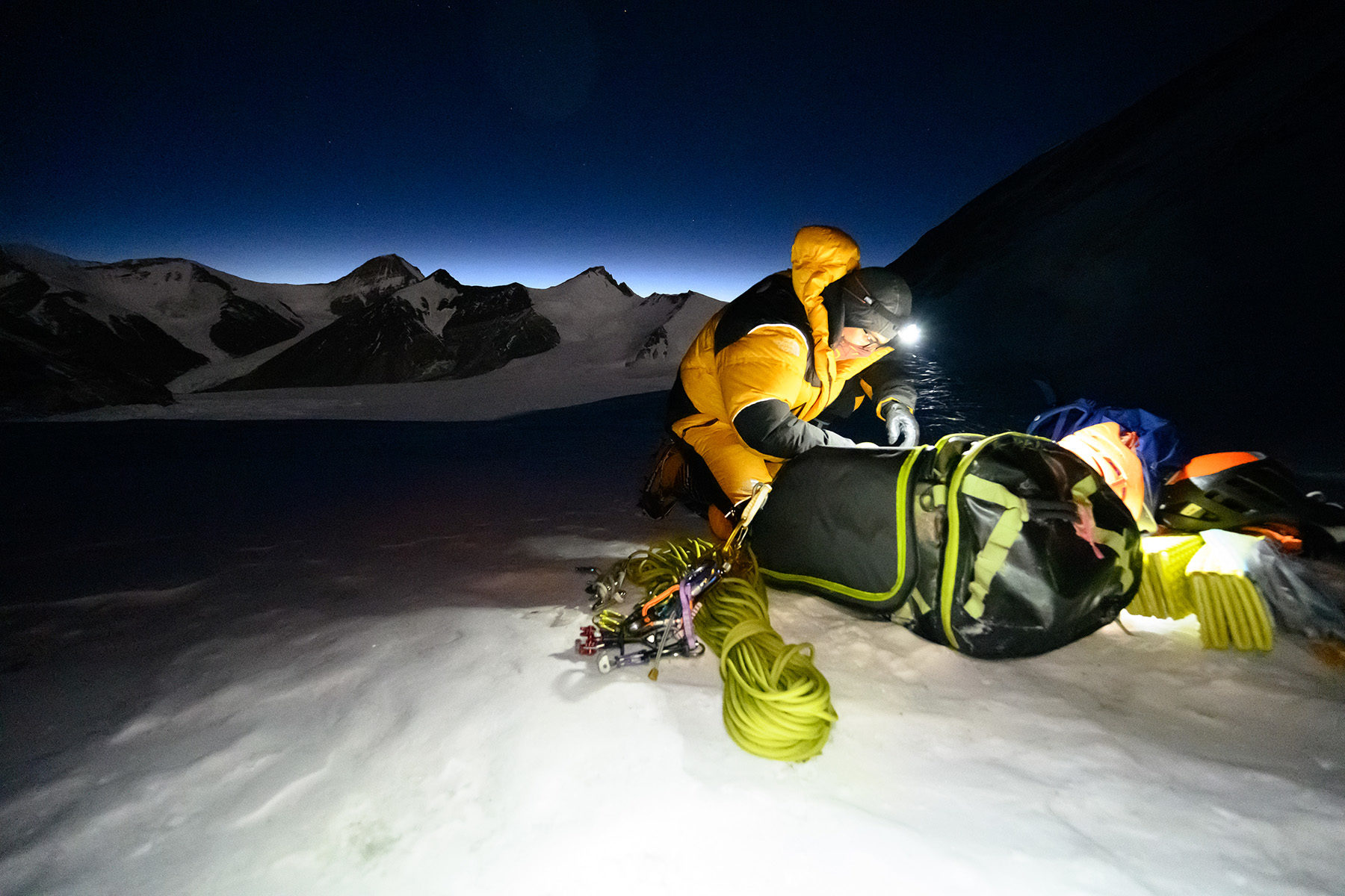 Reaching The Summit: The Unbelievably True Story Of Cory Richards And ...