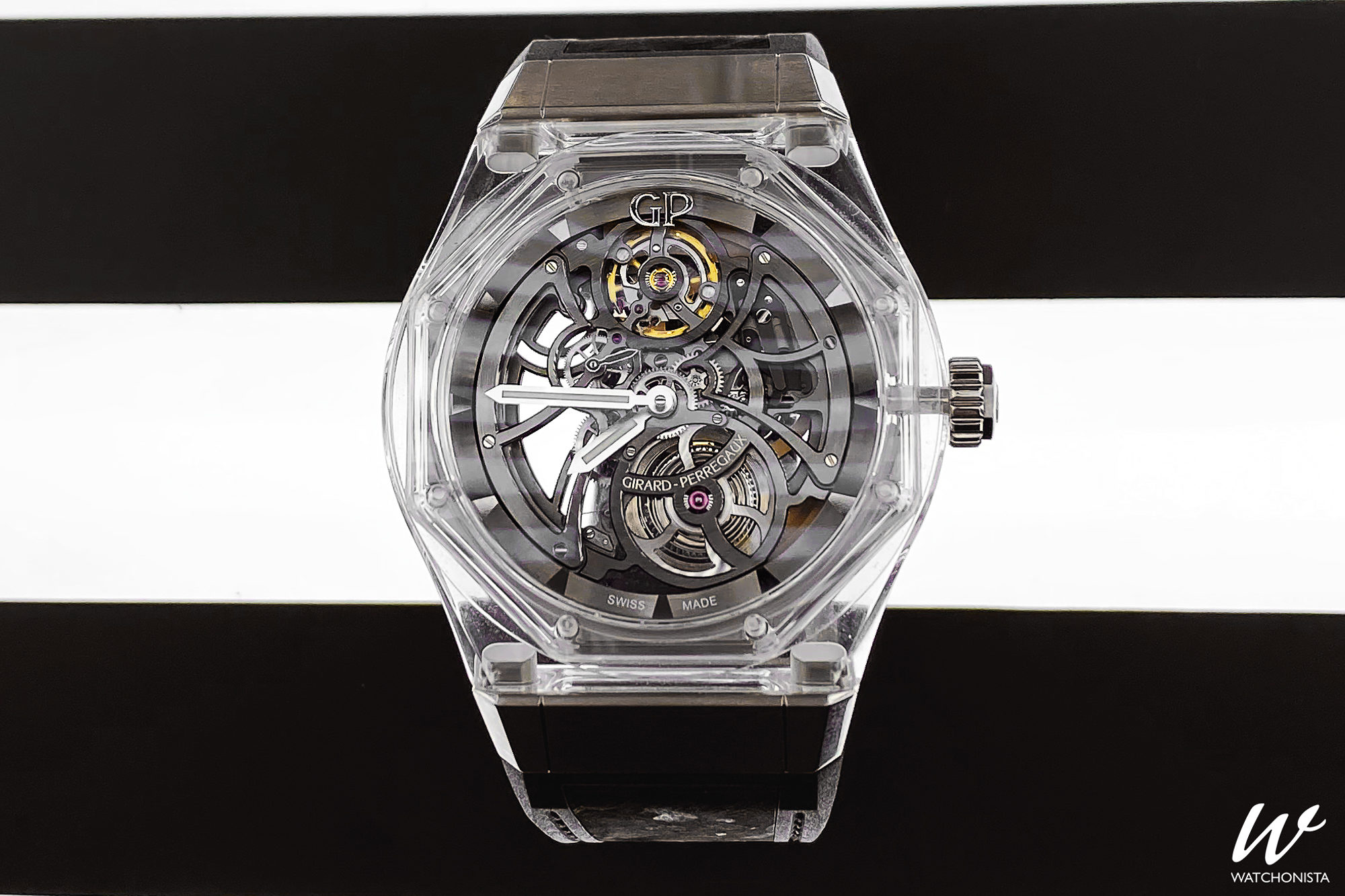 Crystal Clear: Girard-Perregaux’s New Laureato Absolute Light Combines ...