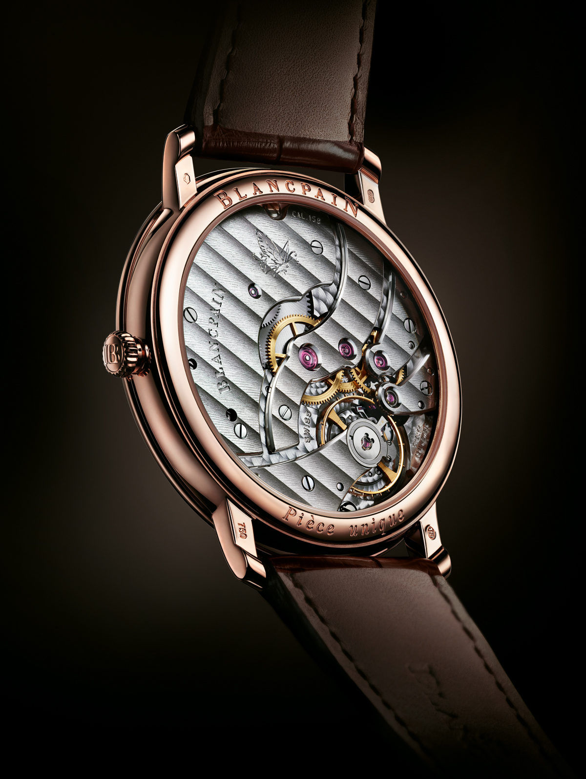 "The Unique" Blancpain enameled timepiece auctioned for 1,100,100 RMB ...