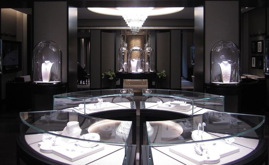 Van Cleef & Arpels: “The human aspect comes first” | Watchonista