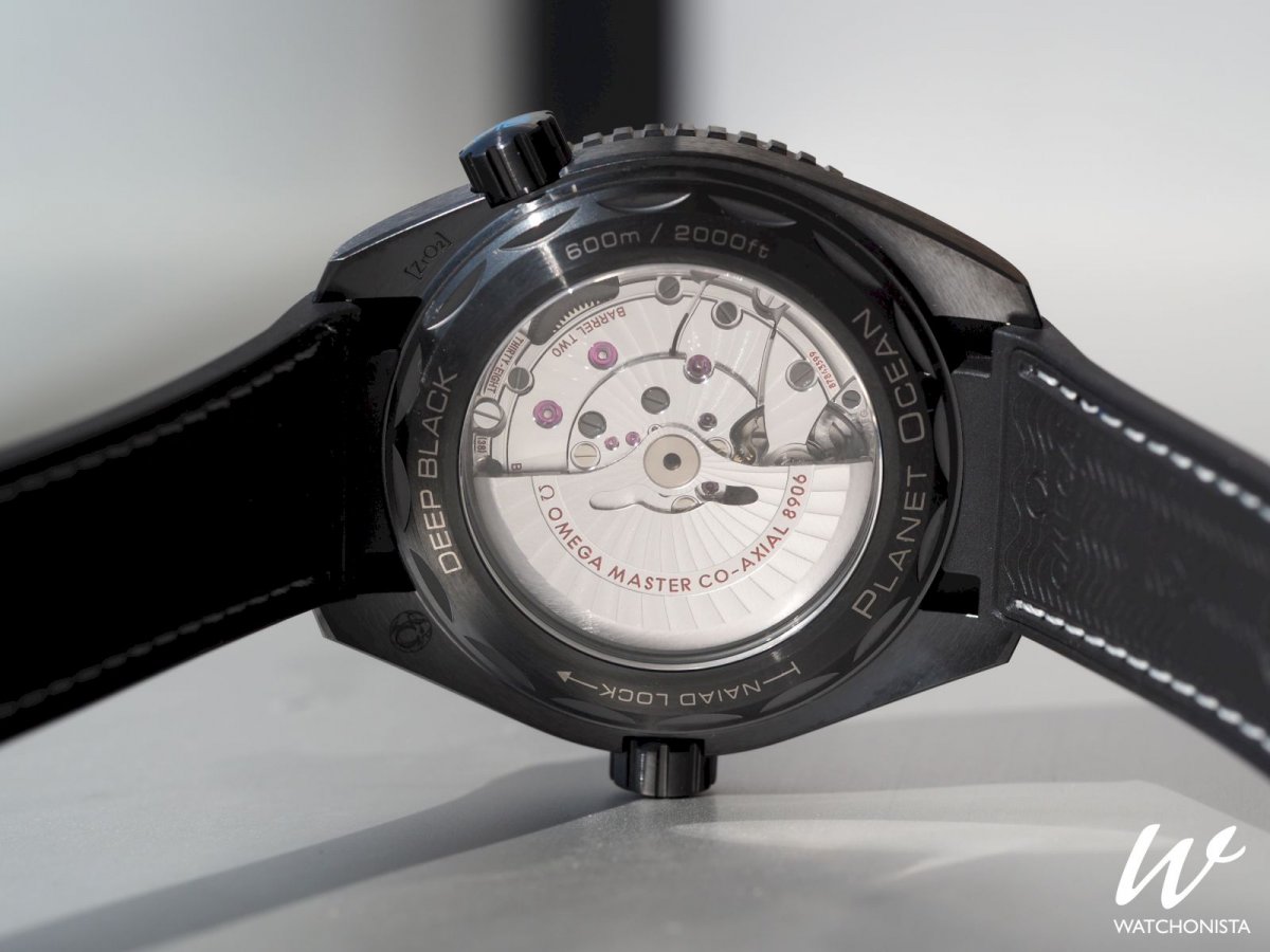 Omega Seamaster Planet Ocean Deep Black, photos exclusives | Watchonista