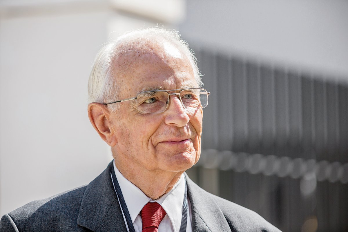 A tribute to Walter Lange: bringing the past back to life | Watchonista