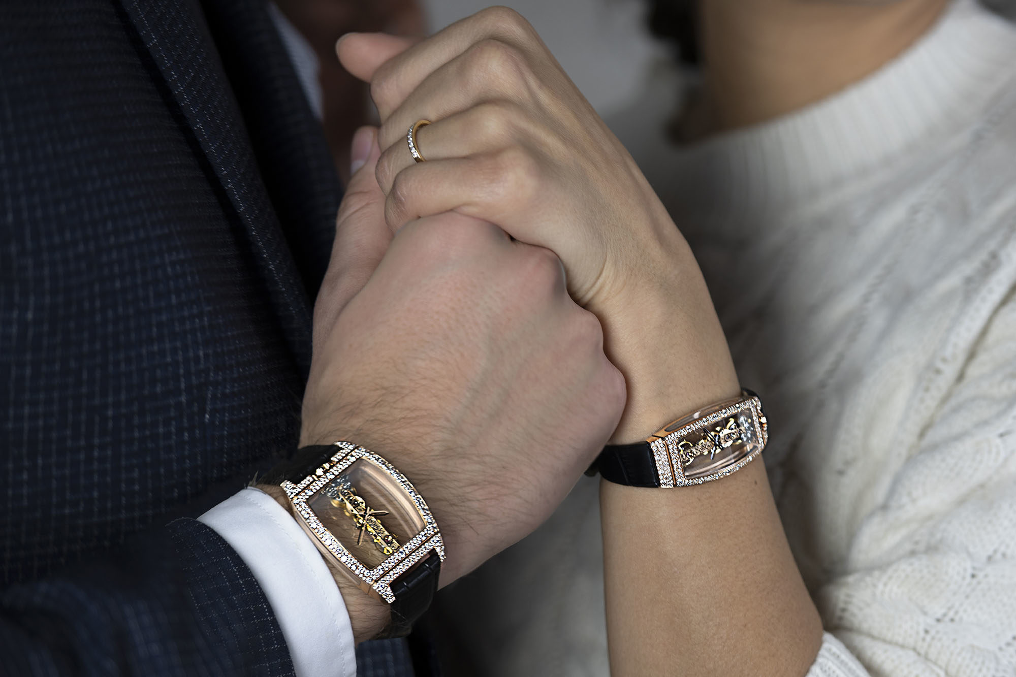 Pour Noël, Corum met ses Golden Bridge sous la neige | Watchonista