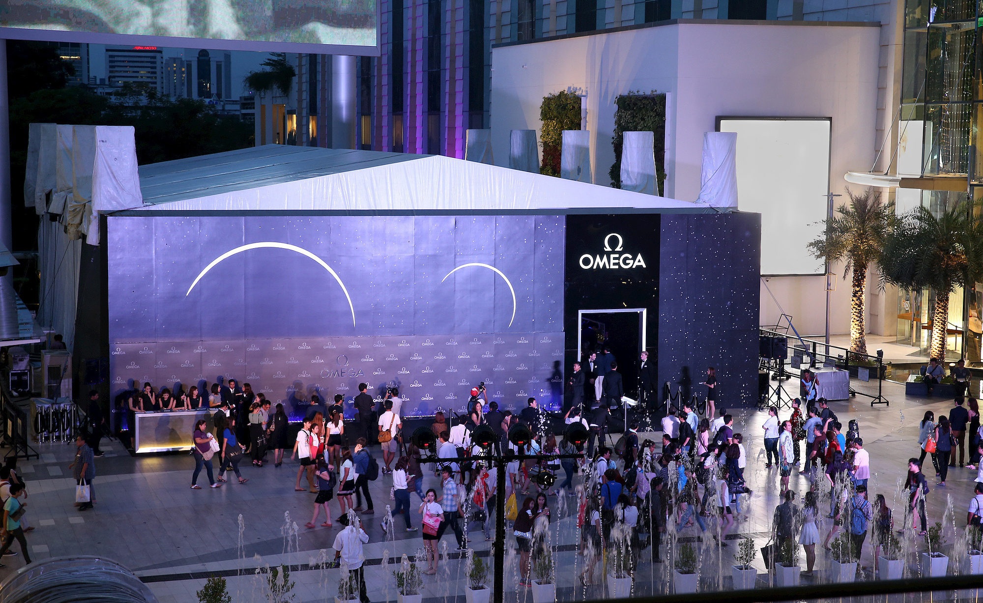 New OMEGA Speedmaster Limited Edition honors 45th anniversary of first ...