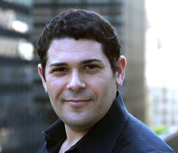 Ariel Adams | Watchonista